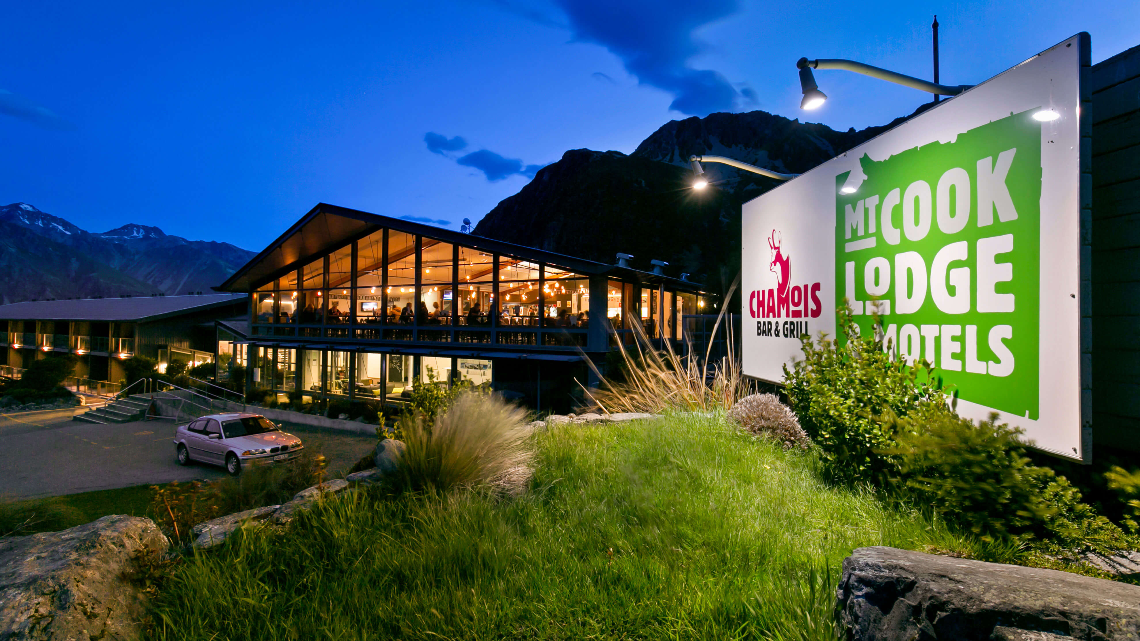 Mt Cook Lodge | Hermitage Hotel