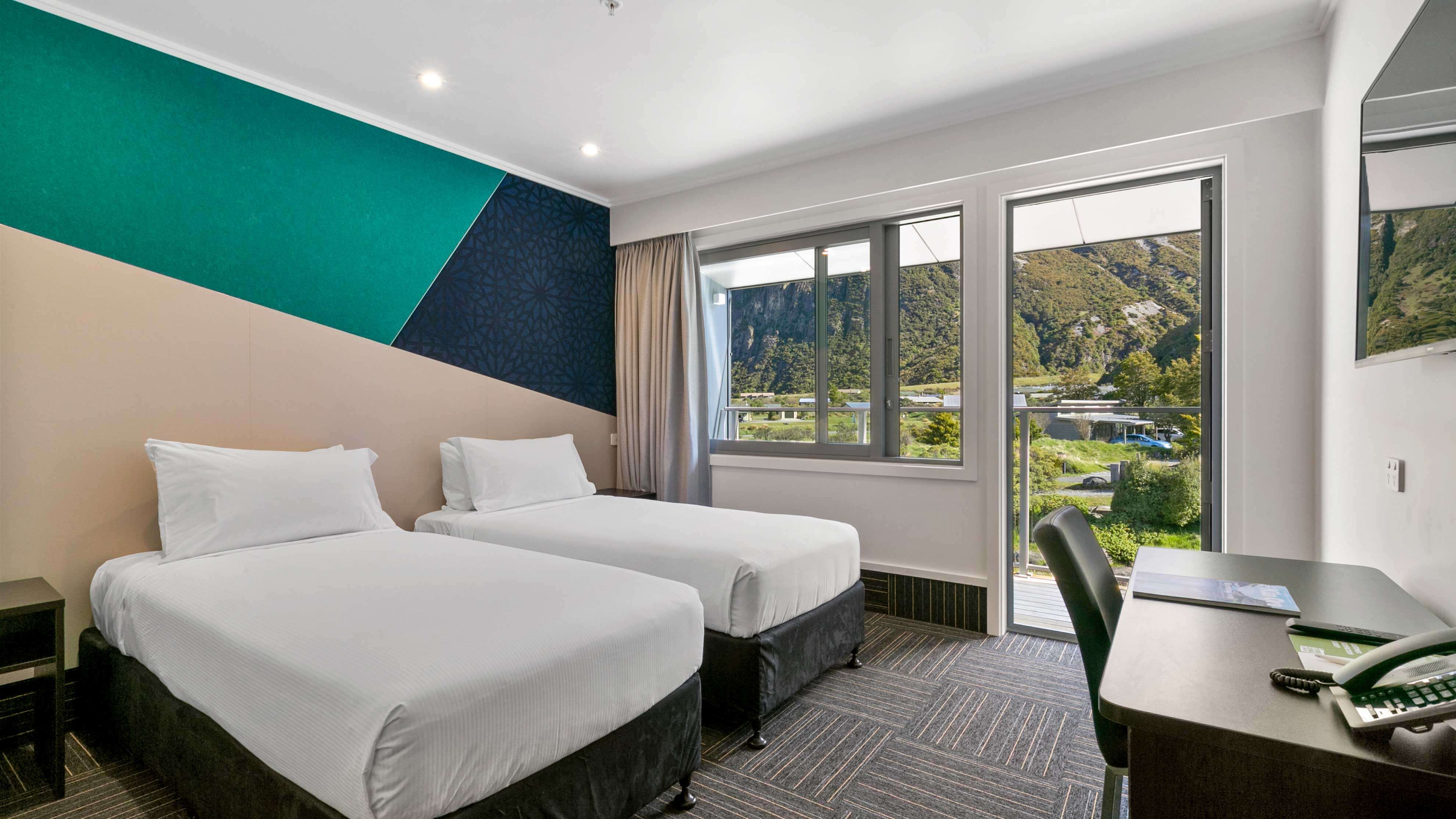Mt Cook Lodge | Hermitage Hotel